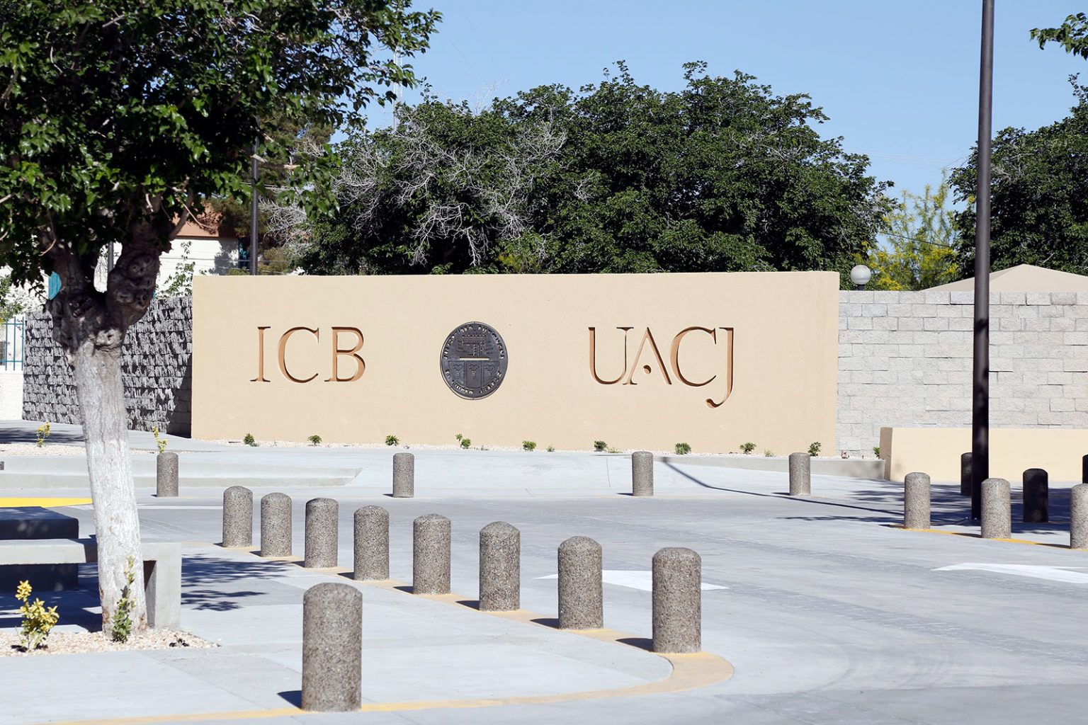 Inauguran acceso principal y plaza de convivencia en ICB – Gaceta UACJ