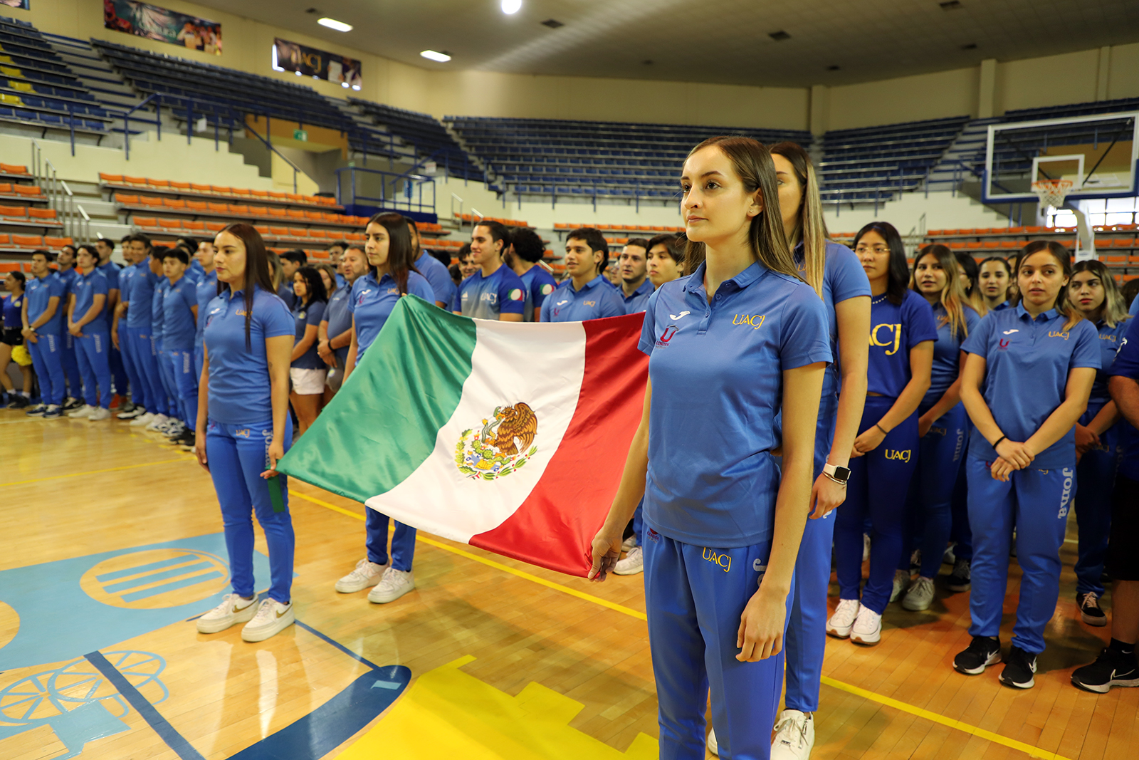 Abanderan a los deportistas de la UACJ – Gaceta UACJ
