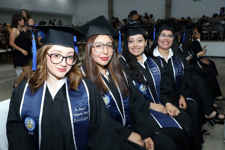 Graduacion-3 – Gaceta UACJ